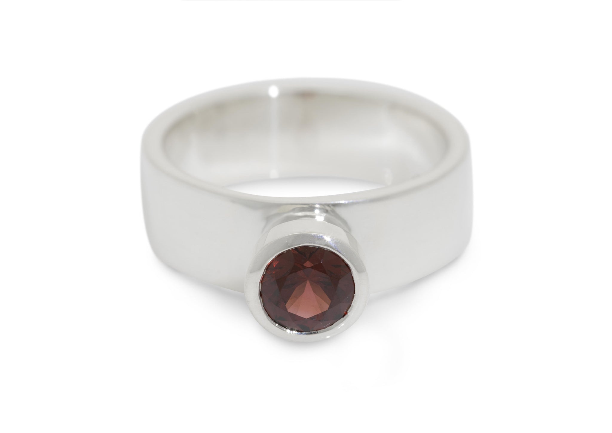 JW259 Round Gemstone Chimney Ring, Sterling Silver – Jens Hansen NZ